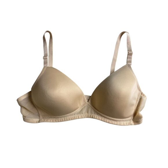 Wacoal | Intimates & Sleepwear | Wacoal Soft Cup Wireless Tshirt Bra ...